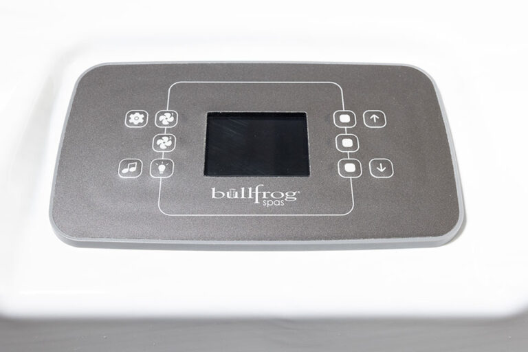 Oasis Hot Tub & Sauna | Bullfrog Model A7L 2023